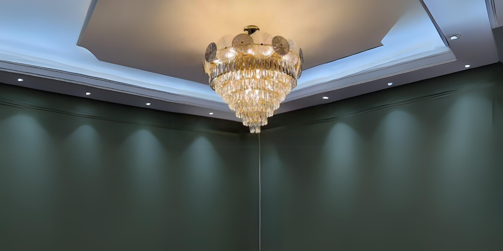 Black Spotlight-Style Vertical Wall Light – SPARC LIGHTS